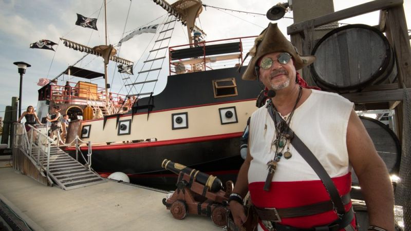 FAQ | Salty Sam's Pirate Cruise